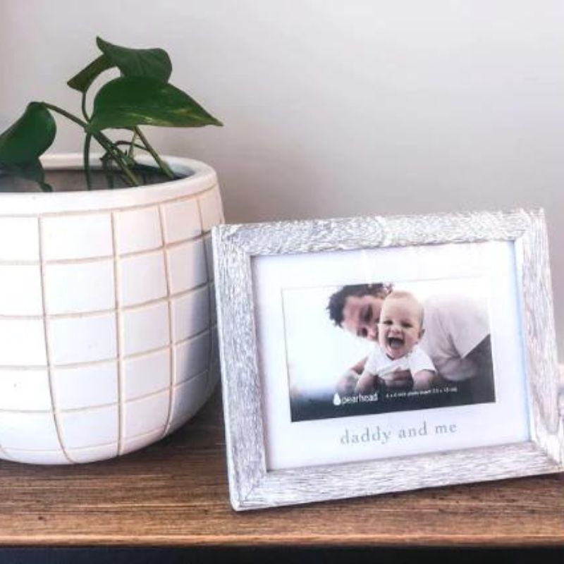 Daddy & Me Rustic Photo Frame | Snuggle Bugz | Canada's Baby Store