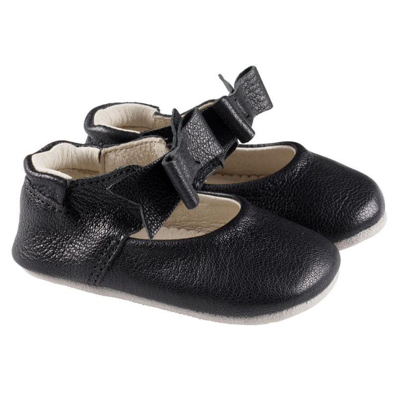 First Kicks - Sofia | Snuggle Bugz | Canada's Baby Store