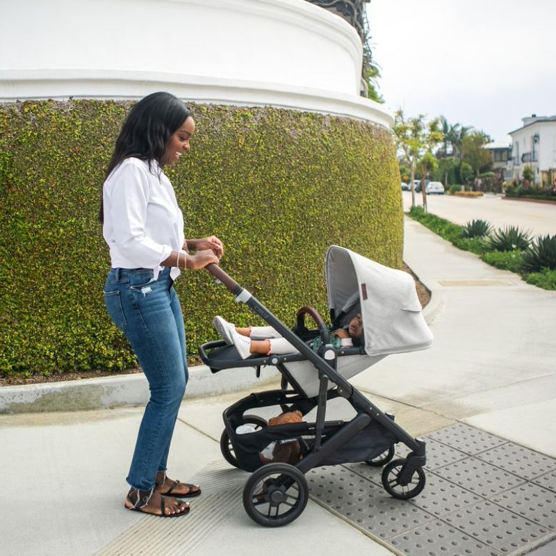 Cruz V2 Stroller | Snuggle Bugz | Canada's Baby Store